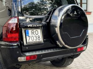 Черный Мицубиси Паджеро 2006 в Елгава, объемом двигателя 3.20 л и пробегом 243 тыс. км за 4950 €, фото 8 на AUTOMOTO.COM.LV