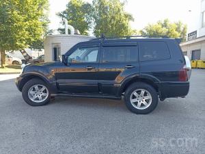 Melns Mitsubishi Pajero 2006 Rīga, ar dzinēja tilpumu 3.20 L un nobraukumu 460 tūkst. km par 3800 €, foto 5 vietnē AUTOMOTO.COM.LV
