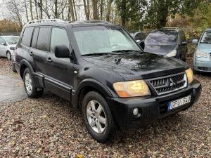 Melns Mitsubishi Pajero 2006 Viļņa, ar dzinēja tilpumu 3.20 L un nobraukumu 408 tūkst. km par 2450 €, foto  vietnē AUTOMOTO.COM.LV