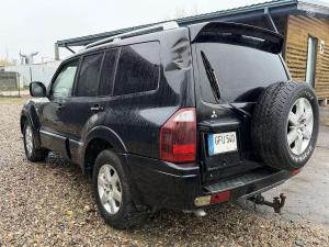 Melns Mitsubishi Pajero 2006 Viļņa, ar dzinēja tilpumu 3.20 L un nobraukumu 408 tūkst. km par 2450 €, foto 6 vietnē AUTOMOTO.COM.LV