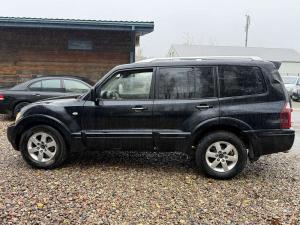 Melns Mitsubishi Pajero 2006 Viļņa, ar dzinēja tilpumu 3.20 L un nobraukumu 408 tūkst. km par 2450 €, foto 7 vietnē AUTOMOTO.COM.LV