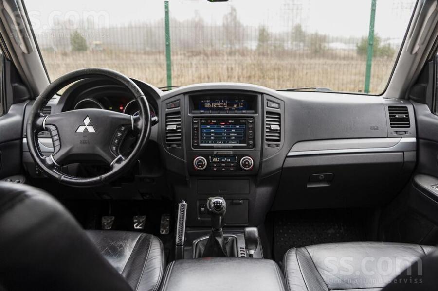 Melns Mitsubishi Pajero 2007 Rīga, ar dzinēja tilpumu 3.20 L un nobraukumu 334 tūkst. km par 7290 €, foto 10 vietnē AUTOMOTO.COM.LV