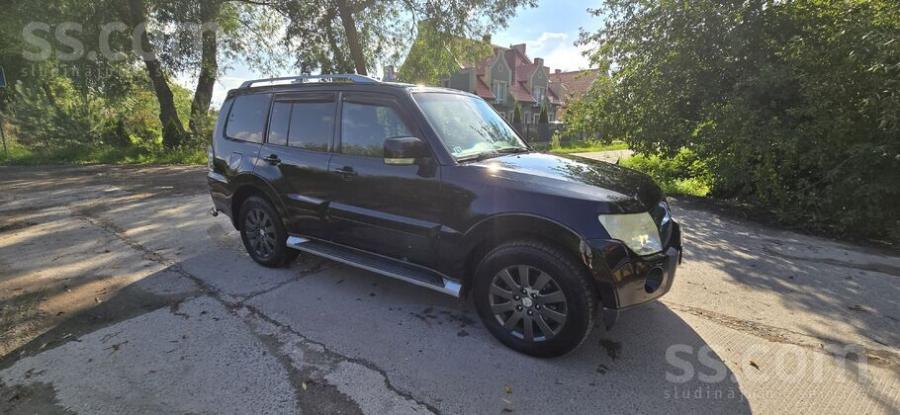 Melns Mitsubishi Pajero 2007 Rīga, ar dzinēja tilpumu 3.20 L un nobraukumu 341 tūkst. km par 6500 €, foto 2 vietnē AUTOMOTO.COM.LV