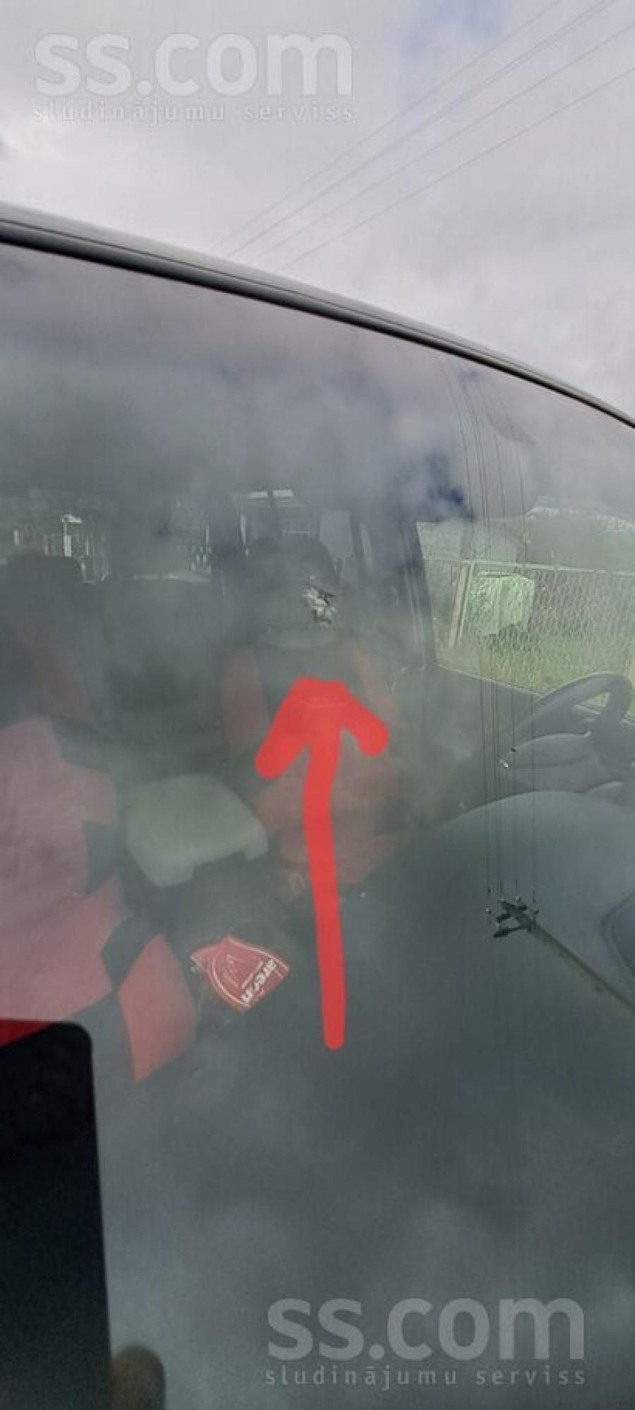 Melns Mitsubishi Pajero 2007 Rīga, ar dzinēja tilpumu 3.20 L un nobraukumu 300 tūkst. km par 7000 €, foto 14 vietnē AUTOMOTO.COM.LV