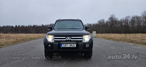 Mitsubishi Pajero 2007 Tallina vietnÄ Melns Mitsubishi Pajero 2007 Tallina, ar dzinÄja tilpumu 3.20 L un nobraukumu 360 tÅ«kst. km par 4998 ā¬, foto 8 vietnÄ AUTOMOTO.COM.LV