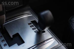 Black Mitsubishi Pajero 2007 in Riga, with an engine capacity of 3.20 L and mileage of 347 thousand km for 9490 €, photo 30 on AUTOMOTO.COM.LV