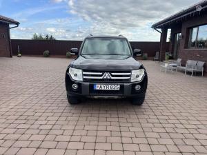 Черный Мицубиси Паджеро 2008 в Шальчининкай, объемом двигателя 3.20 л и пробегом 361 тыс. км за 6500 €, фото 5 на AUTOMOTO.COM.LV
