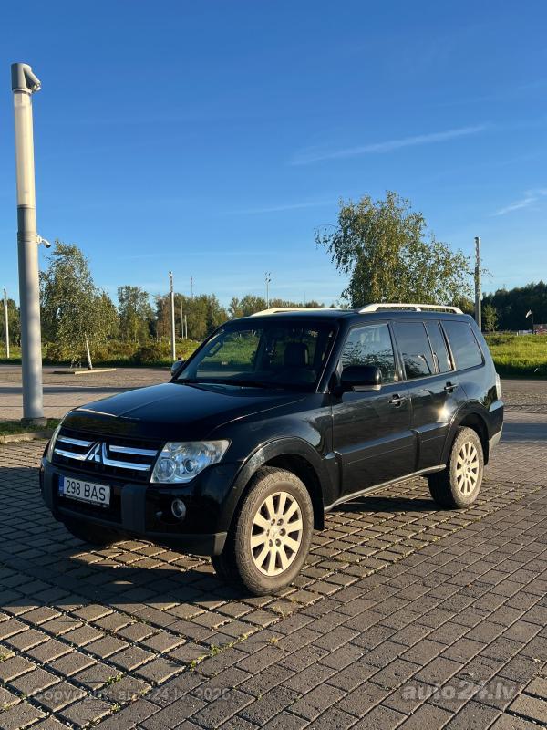 Мицубиси Паджеро 2008 в Тарту на AUTOMOTO.COM.LV Черный Мицубиси Паджеро 2008 в Тарту, объемом двигателя 3.20 л и пробегом 225 тыс. км за 7700 €, фото 1 на AUTOMOTO.COM.LV