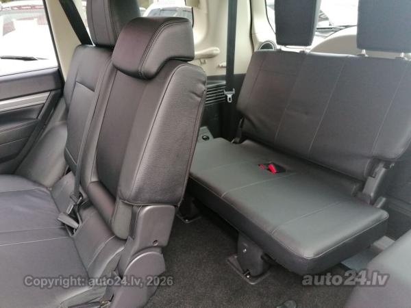 Melns Mitsubishi Pajero 2012 Tallina, ar dzinēja tilpumu 3.20 L un nobraukumu 292 tūkst. km par 13990 €, foto 10 vietnē AUTOMOTO.COM.LV