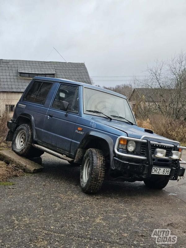 Blue Mitsubishi Pajero 1991 in Utena, with an engine capacity of 2.50 L and mileage of 100 thousand km for 1550 €, photo 1 on AUTOMOTO.COM.LV