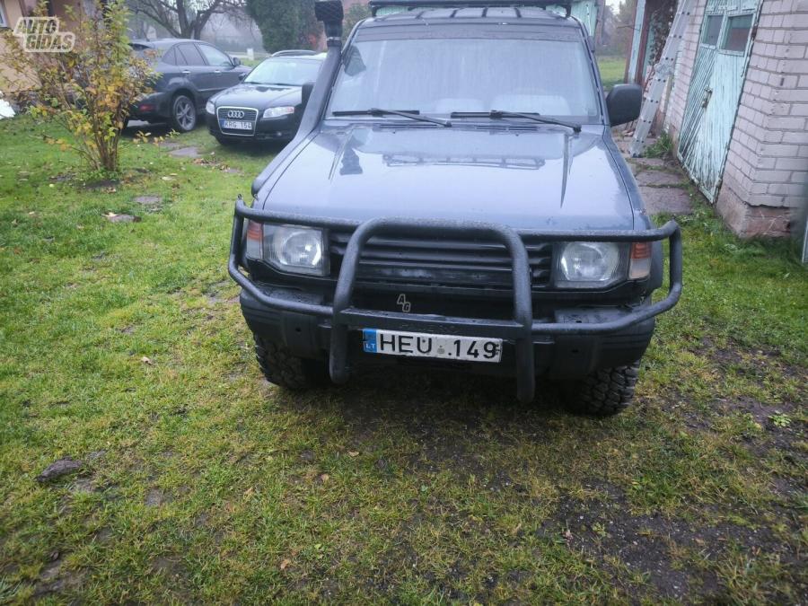 Zils Mitsubishi Pajero 1995 Gargždai, ar dzinēja tilpumu 2.50 L un nobraukumu 225 tūkst. km par 2800 €, foto 4 vietnē AUTOMOTO.COM.LV