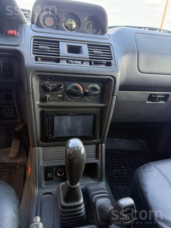 Zils Mitsubishi Pajero 1998 Jēkabpils, ar dzinēja tilpumu 2.80 L un nobraukumu 248 tūkst. km par 6500 €, foto 5 vietnē AUTOMOTO.COM.LV