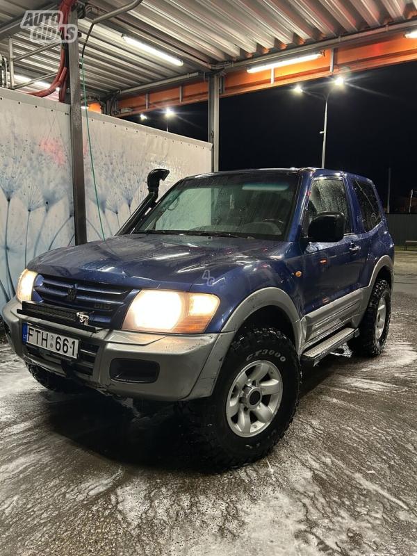 Blue Mitsubishi Pajero 2000 in Kaunas, with an engine capacity of 3.20 L and mileage of 242 thousand km for 5000 €, photo 1 on AUTOMOTO.COM.LV