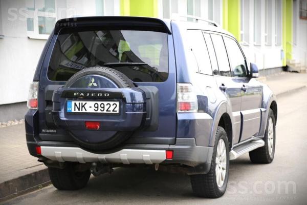Zils Mitsubishi Pajero 2007 Rīga, ar dzinēja tilpumu 3.20 L un nobraukumu 0 tūkst. km par 6995 €, foto 6 vietnē AUTOMOTO.COM.LV