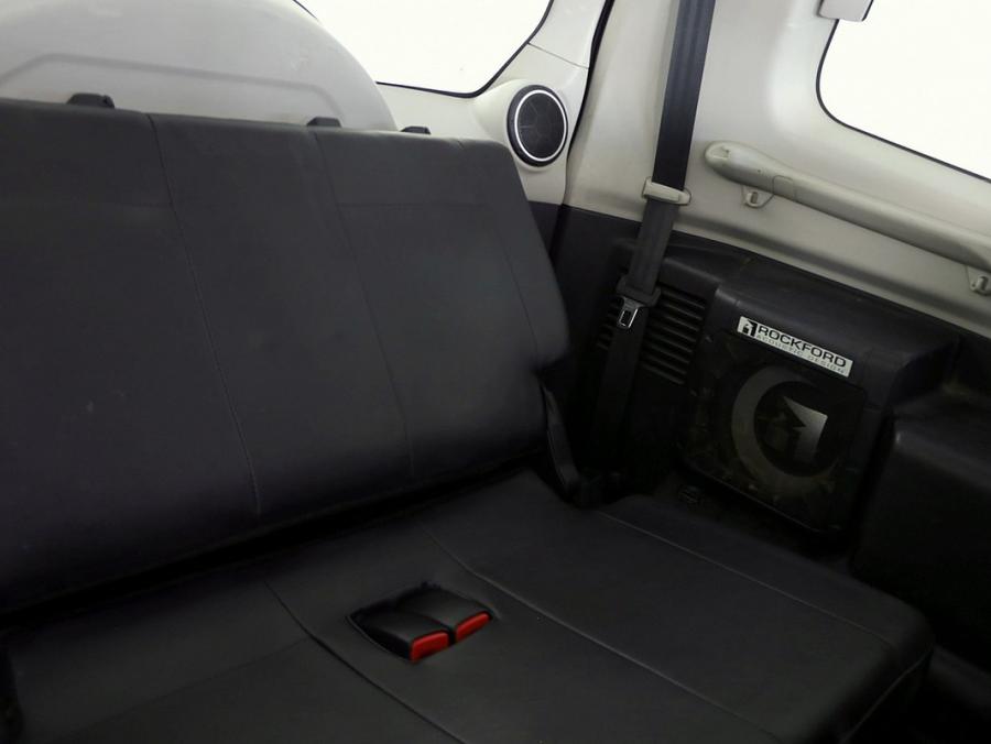 Blue Mitsubishi Pajero 2007 in Tallinn, with an engine capacity of 3.20 L and mileage of 279 thousand km for 5199 €, photo 17 on AUTOMOTO.COM.LV
