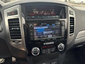 Brūns Mitsubishi Pajero 2015 Rīga, ar dzinēja tilpumu 3.20 L un nobraukumu 237 tūkst. km par 14950 €, foto 13 vietnē AUTOMOTO.COM.LV