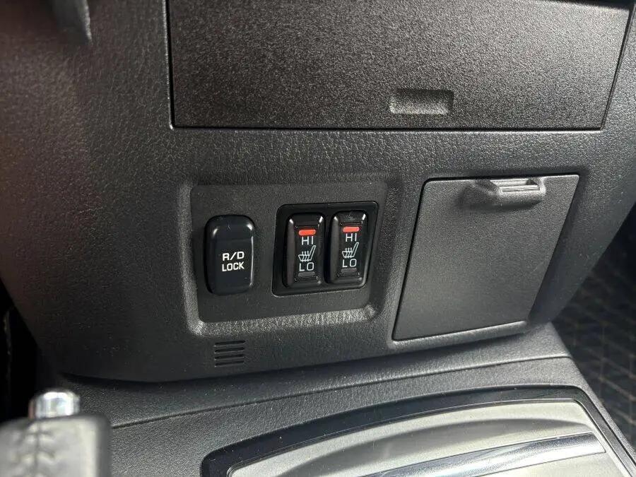 Brūns Mitsubishi Pajero 2015 Rīga, ar dzinēja tilpumu 3.20 L un nobraukumu 237 tūkst. km par 14950 €, foto 18 vietnē AUTOMOTO.COM.LV