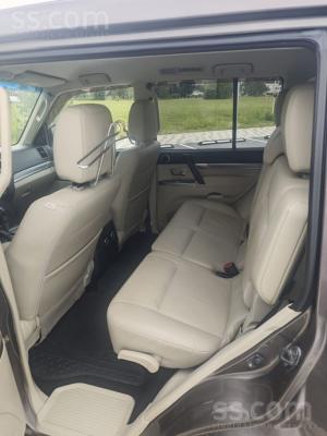 Brūns Mitsubishi Pajero 2015 Rīga, ar dzinēja tilpumu 3.20 L un nobraukumu 148 tūkst. km par 14700 €, foto 8 vietnē AUTOMOTO.COM.LV