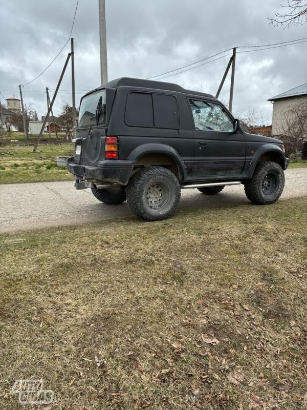 Mitsubishi Pajero 1992 Kelmė, ar dzinēja tilpumu 2.50 L un nobraukumu 35 tūkst. km par 3500 €, foto 5 vietnē AUTOMOTO.COM.LV