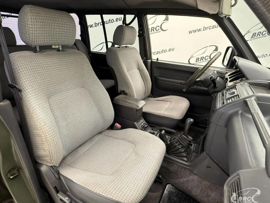 Mitsubishi Pajero 1992 Viļņa, ar dzinēja tilpumu 2.48 L un nobraukumu 279 tūkst. km par 10900 €, foto 6 vietnē AUTOMOTO.COM.LV
