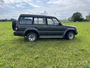 Mitsubishi Pajero 1993 Krāslava, ar dzinēja tilpumu 2.40 L un nobraukumu 235 tūkst. km par 2500 €, foto 5 vietnē AUTOMOTO.COM.LV
