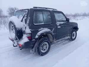 Mitsubishi Pajero 1993 Viļņa, ar dzinēja tilpumu 2.50 L un nobraukumu 23 tūkst. km par 2999 €, foto 4 vietnē AUTOMOTO.COM.LV