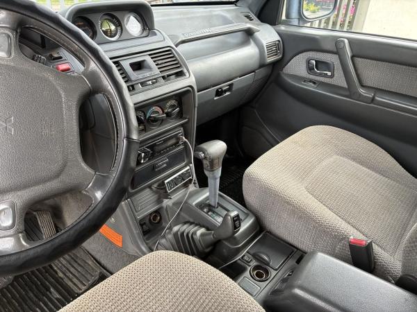 Мицубиси Паджеро 1995 в Вильнюс на AUTOMOTO.COM.LV Мицубиси Паджеро 1995 в Вильнюс, объемом двигателя 3.50 л и пробегом 170 тыс. км за 4200 €, фото 7 на AUTOMOTO.COM.LV