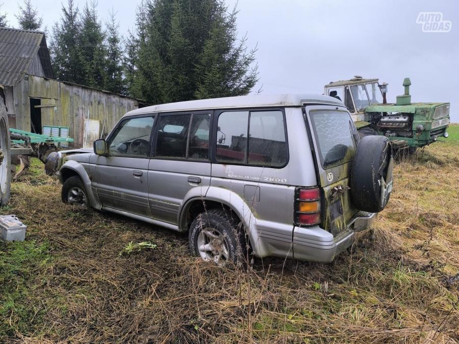 Mitsubishi Pajero 1996 Ignalina, ar dzinēja tilpumu 2.80 L un nobraukumu 400 tūkst. km par 850 €, foto 1 vietnē AUTOMOTO.COM.LV