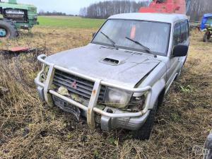 Mitsubishi Pajero 1996 Ignalina, ar dzinēja tilpumu 2.80 L un nobraukumu 400 tūkst. km par 850 €, foto 3 vietnē AUTOMOTO.COM.LV