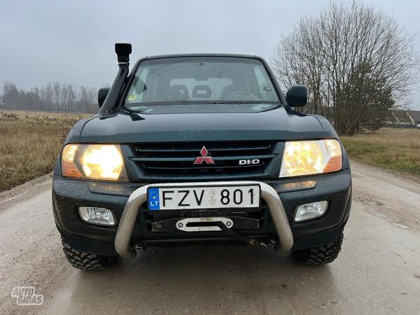 Mitsubishi Pajero 2000 Mažeikiai, ar dzinēja tilpumu 3.20 L un nobraukumu 385 tūkst. km par 4100 €, foto 1 vietnē AUTOMOTO.COM.LV