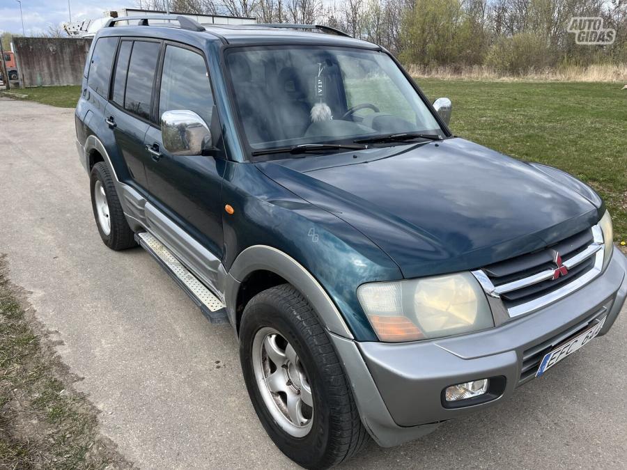 Mitsubishi Pajero 2001 in Kaunas, with an engine capacity of 3.20 L and mileage of 360 thousand km for 3200 €, photo 3 on AUTOMOTO.COM.LV