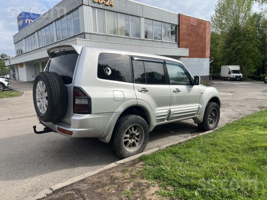 Mitsubishi Pajero 2001 Rīga, ar dzinēja tilpumu 3.20 L un nobraukumu 520 tūkst. km par 2600 €, foto 4 vietnē AUTOMOTO.COM.LV