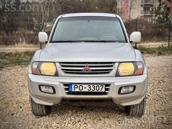 Mitsubishi Pajero 2002 Rīga, ar dzinēja tilpumu 3.20 L un nobraukumu 214 tūkst. km par 4550 €, foto 9 vietnē AUTOMOTO.COM.LV