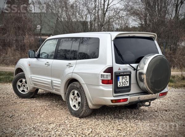 Mitsubishi Pajero 2002 Rīga, ar dzinēja tilpumu 3.20 L un nobraukumu 214 tūkst. km par 4450 €, foto 2 vietnē AUTOMOTO.COM.LV