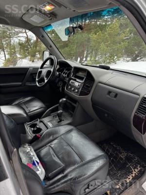Mitsubishi Pajero 2002 Ventspils, ar dzinēja tilpumu 3.20 L un nobraukumu 386 tūkst. km par 3300 €, foto 4 vietnē AUTOMOTO.COM.LV