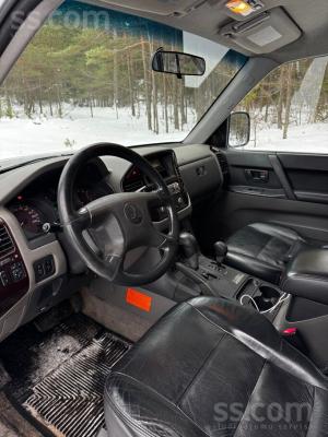 Mitsubishi Pajero 2002 Ventspils, ar dzinēja tilpumu 3.20 L un nobraukumu 386 tūkst. km par 3300 €, foto 5 vietnē AUTOMOTO.COM.LV