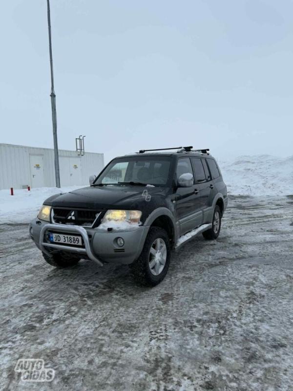 Mitsubishi Pajero 2003 Pasvalys, ar dzinēja tilpumu 3.20 L un nobraukumu 90 tūkst. km par 2900 €, foto 1 vietnē AUTOMOTO.COM.LV