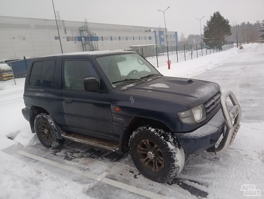 Mitsubishi Pajero 2004 in Vilnius, with an engine capacity of 2.50 L and mileage of 270 thousand km for 3800 €, photo 1 on AUTOMOTO.COM.LV