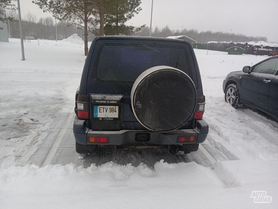 Mitsubishi Pajero 2004 in Vilnius, with an engine capacity of 2.50 L and mileage of 270 thousand km for 3800 €, photo 2 on AUTOMOTO.COM.LV