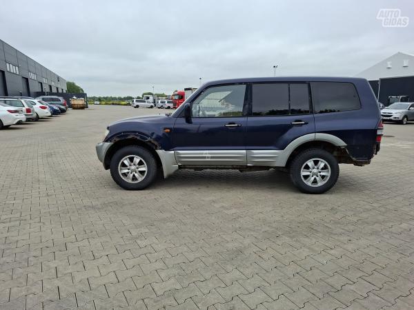 Mitsubishi Pajero 2005 Kauņa, ar dzinēja tilpumu 3.20 L un nobraukumu 400 tūkst. km par 2300 €, foto 2 vietnē AUTOMOTO.COM.LV