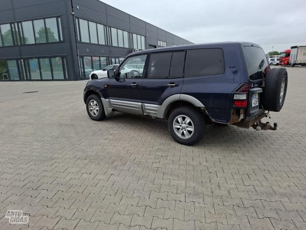 Mitsubishi Pajero 2005 Kauņa, ar dzinēja tilpumu 3.20 L un nobraukumu 400 tūkst. km par 2300 €, foto 3 vietnē AUTOMOTO.COM.LV