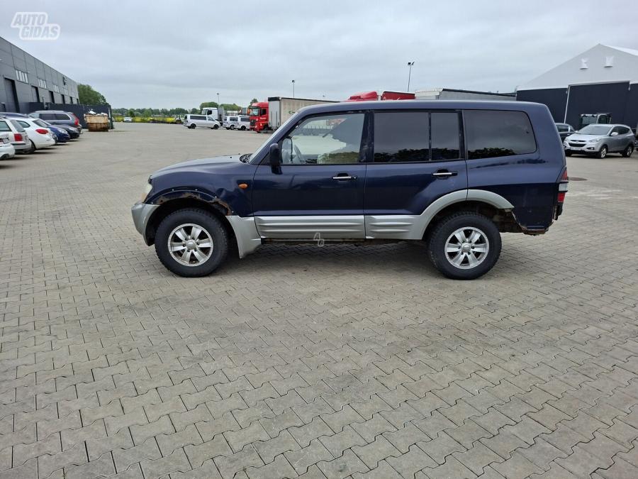 Mitsubishi Pajero 2005 Kauņa, ar dzinēja tilpumu 3.20 L un nobraukumu 400 tūkst. km par 2300 €, foto 6 vietnē AUTOMOTO.COM.LV