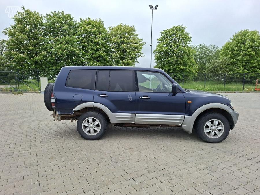 Mitsubishi Pajero 2005 Kauņa, ar dzinēja tilpumu 3.20 L un nobraukumu 400 tūkst. km par 2300 €, foto 9 vietnē AUTOMOTO.COM.LV