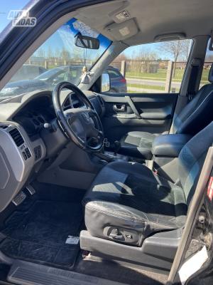 Mitsubishi Pajero 2006 Kretinga, ar dzinēja tilpumu 3.20 L un nobraukumu 319 tūkst. km par 5500 €, foto 10 vietnē AUTOMOTO.COM.LV