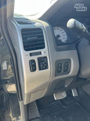 Mitsubishi Pajero 2006 Kretinga, ar dzinēja tilpumu 3.20 L un nobraukumu 319 tūkst. km par 5500 €, foto 13 vietnē AUTOMOTO.COM.LV