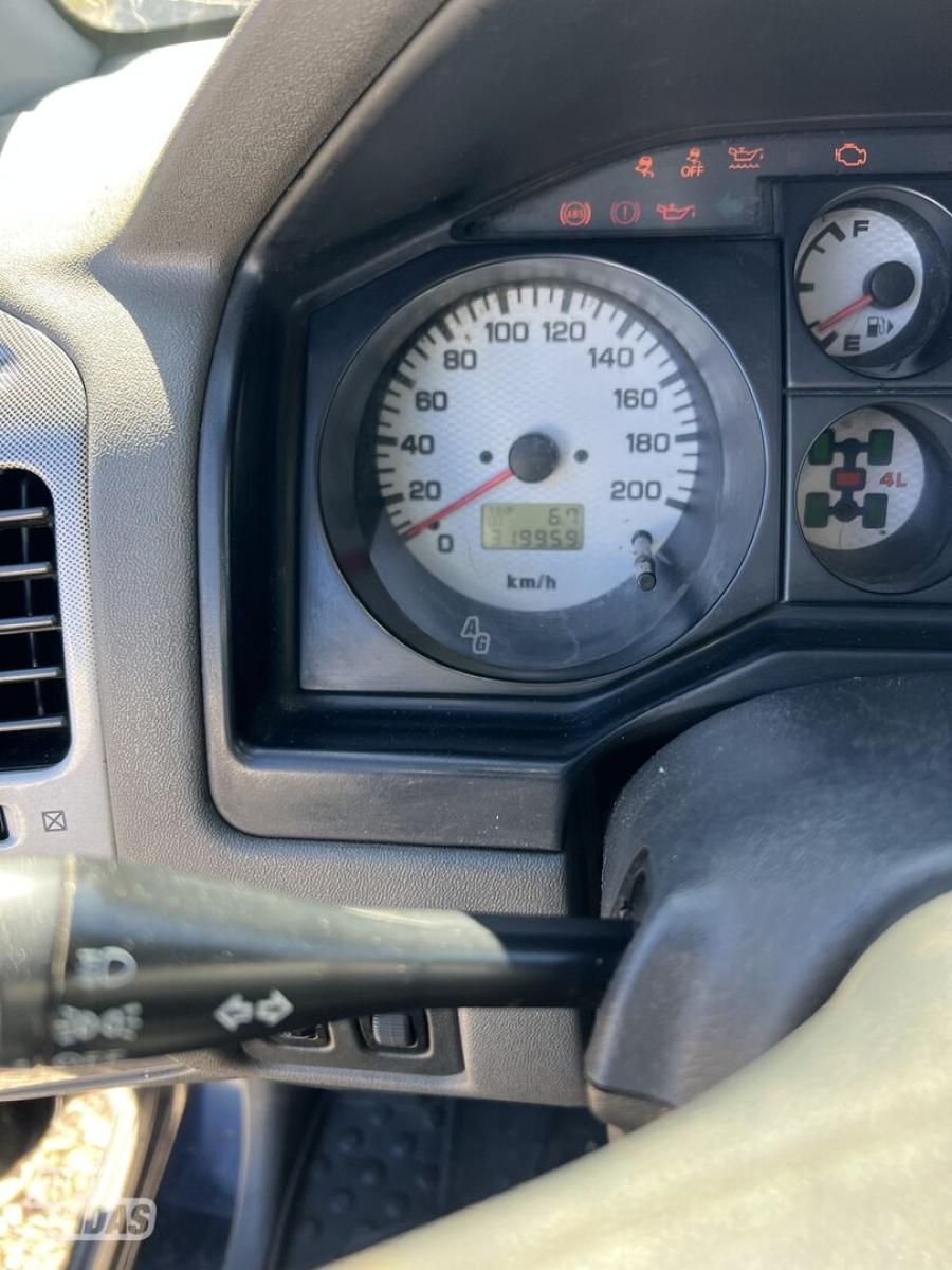 Mitsubishi Pajero 2006 Kretinga, ar dzinēja tilpumu 3.20 L un nobraukumu 319 tūkst. km par 5500 €, foto 18 vietnē AUTOMOTO.COM.LV