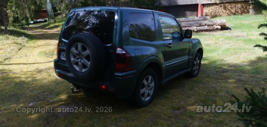 Mitsubishi Pajero 2006 in Kardla, with an engine capacity of 3.20 L and mileage of 344 thousand km for 5800 €, photo 4 on AUTOMOTO.COM.LV
