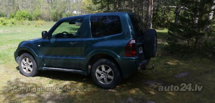 Mitsubishi Pajero 2006 in Kardla, with an engine capacity of 3.20 L and mileage of 344 thousand km for 5800 €, photo 5 on AUTOMOTO.COM.LV