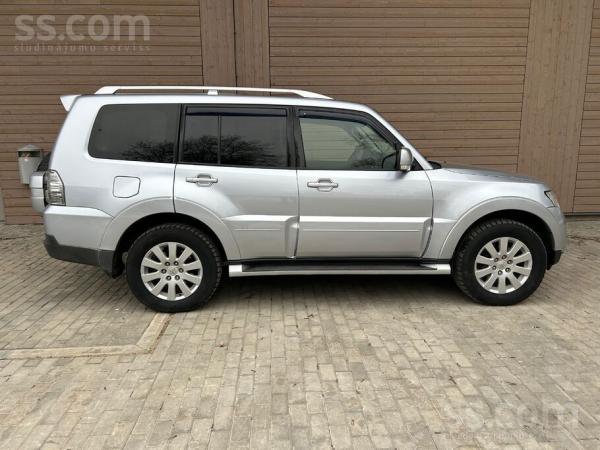Mitsubishi Pajero 2007 Jelgava, ar dzinēja tilpumu 3.00 L un nobraukumu 313 tūkst. km par 6300 €, foto 8 vietnē AUTOMOTO.COM.LV