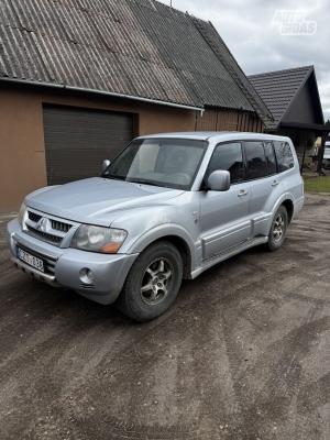 Mitsubishi Pajero 2007 in Siauliai, with an engine capacity of 3.20 L and mileage of 500 thousand km for 3100 €, photo  on AUTOMOTO.COM.LV
